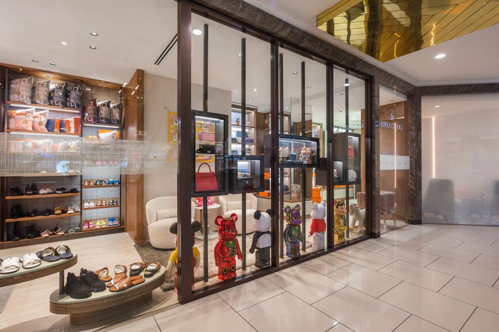 Style with Luxury. Centrepoint